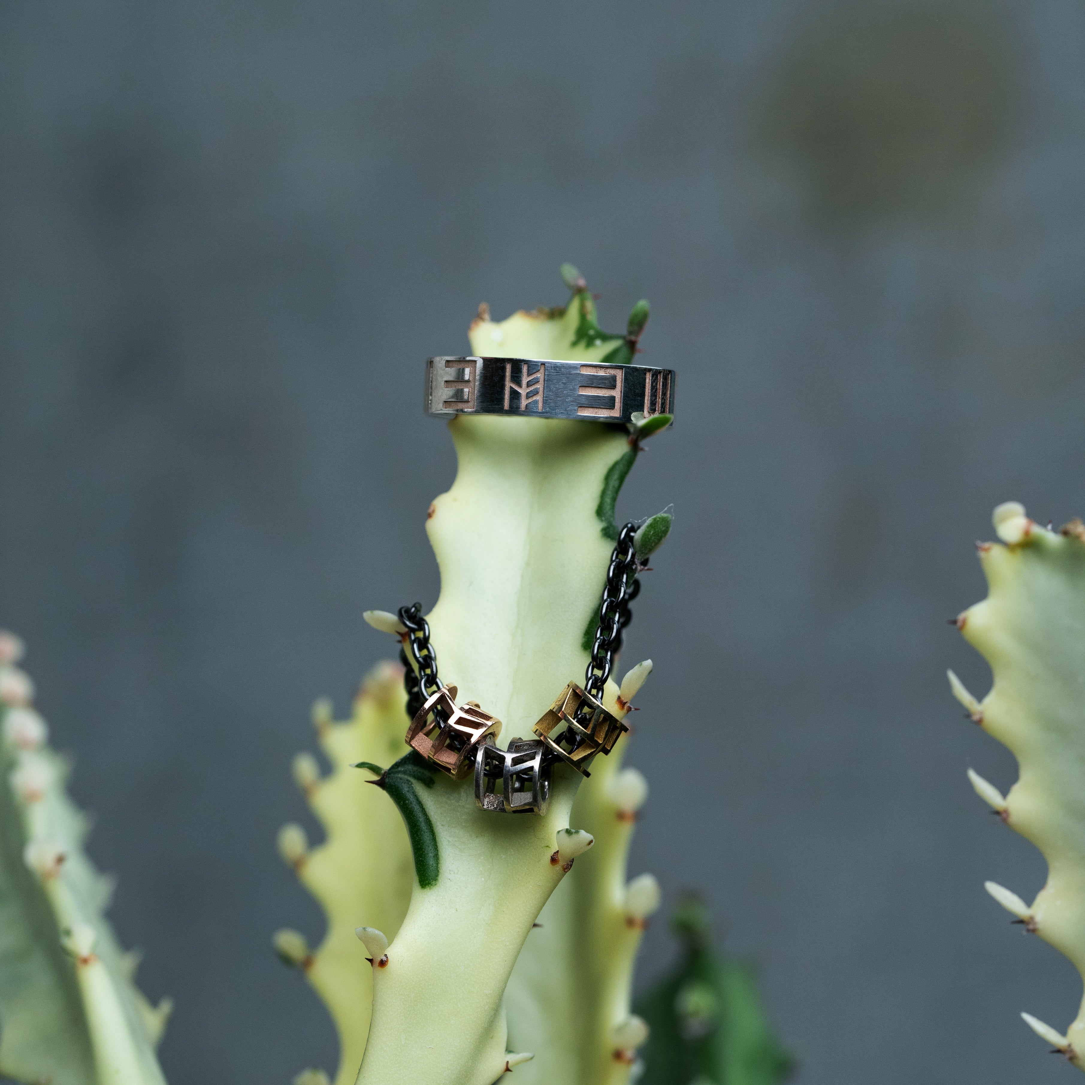 JEWELRY – Hands Eyes Mind